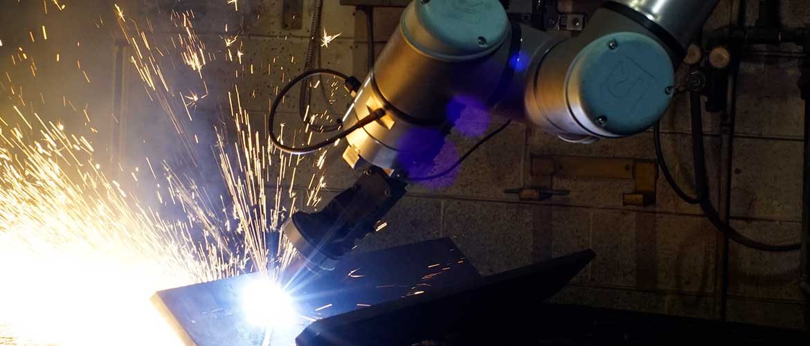 Semiautomatic Welding Cells | ASSEMBLY