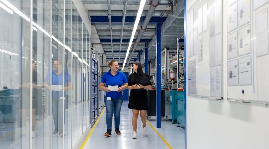 Apple Manufacturing Academy to Provide Free Training for Manufacturers ...